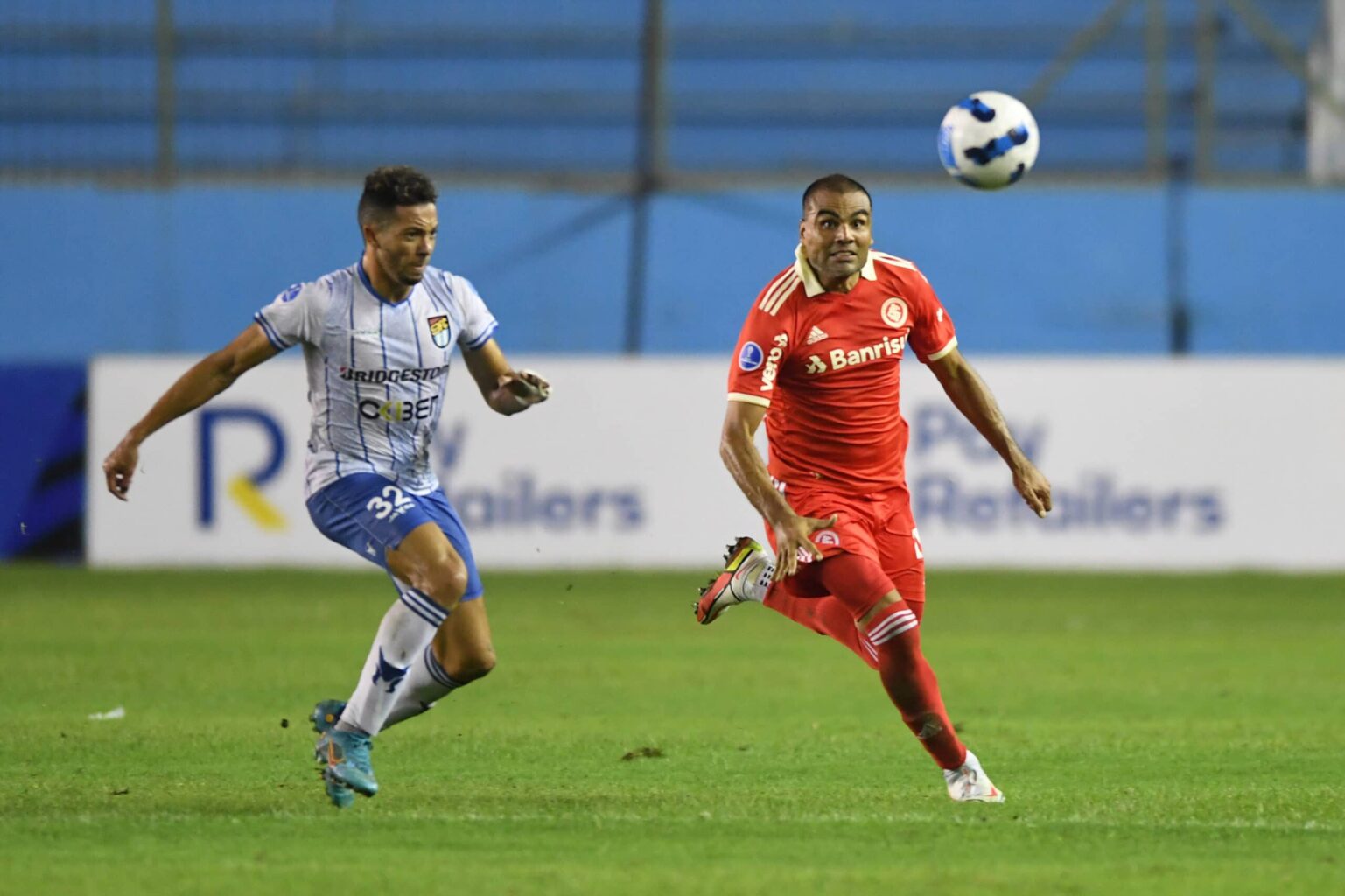 Inter já usou 7 jogadores na lateral-esquerda em 2022