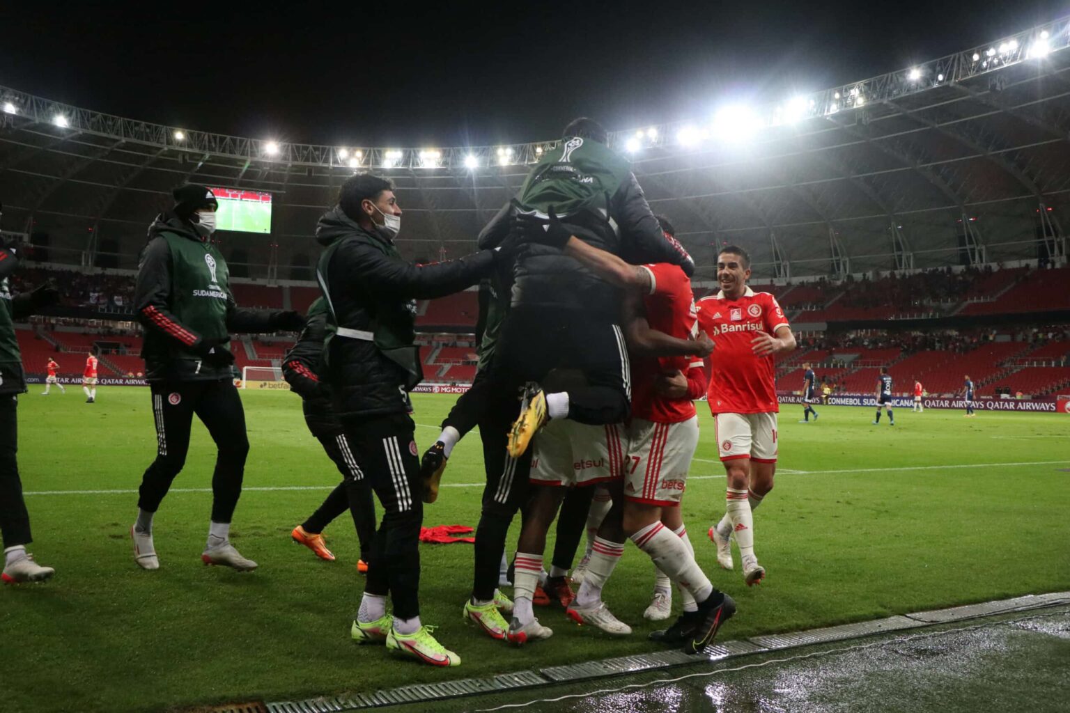 Lateral pode ter feito uma das últimas partidas pelo Inter