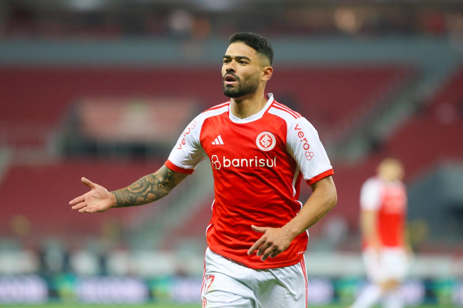 Tabata só chegou ao Internacional e pode estar com dias contados com Roger