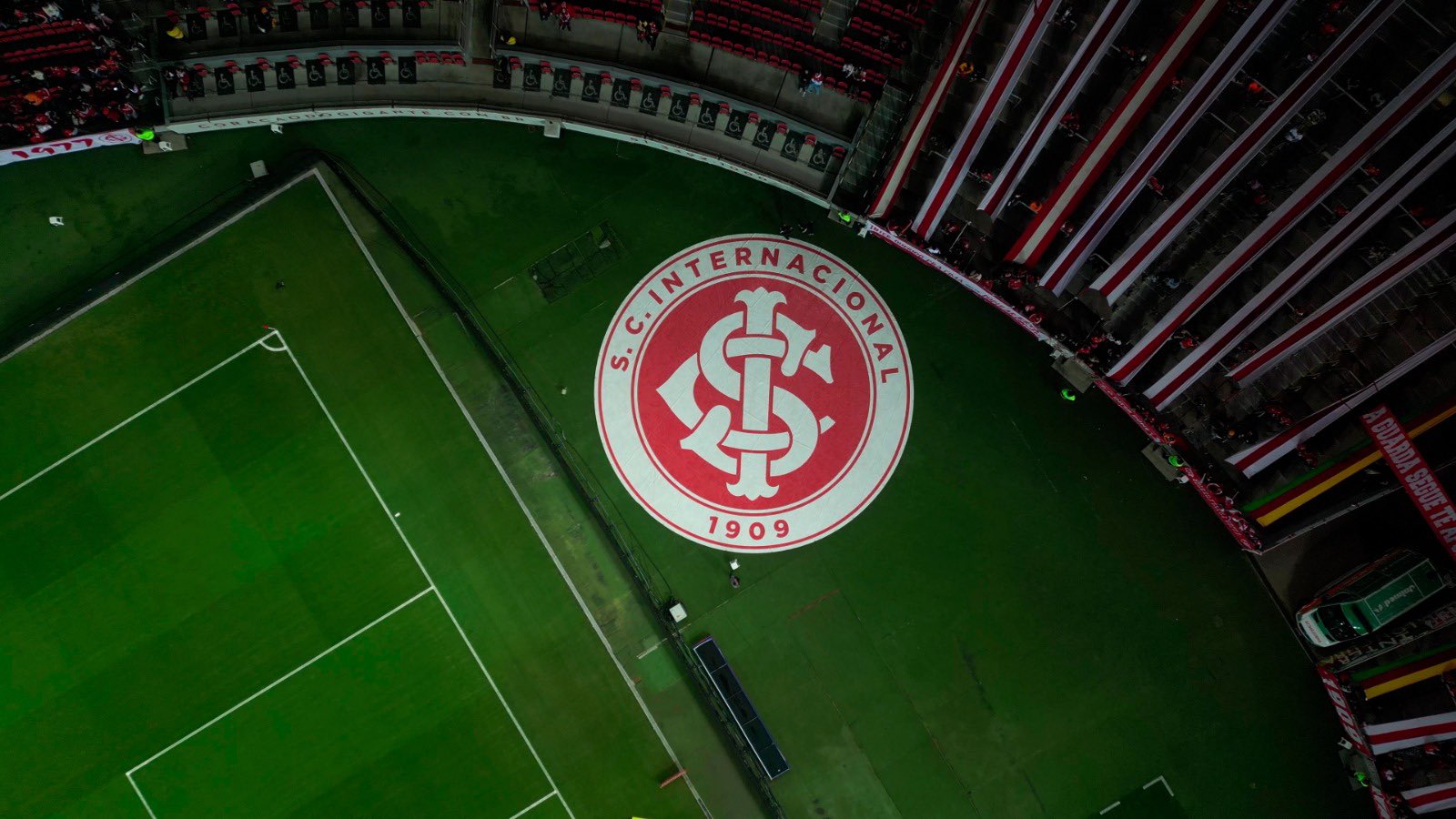 Lateral rescindiu contrato com o Internacional e agora assinou com time ...
